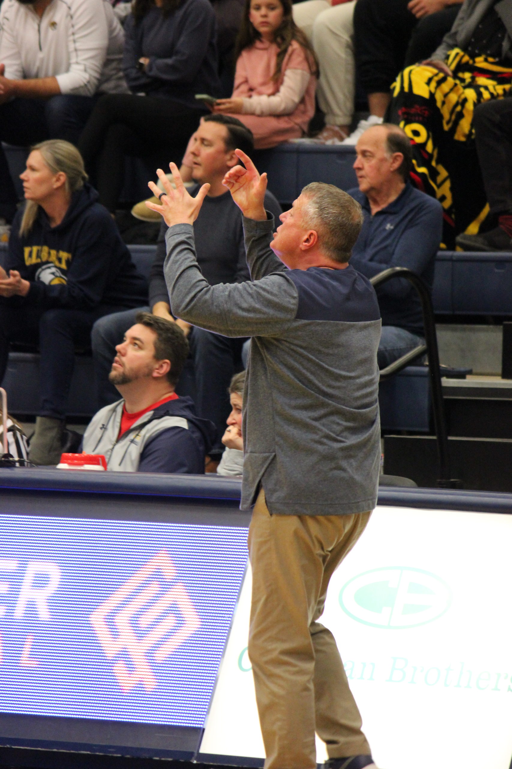 1/3 Varsity Boys Basketball | LSW Online